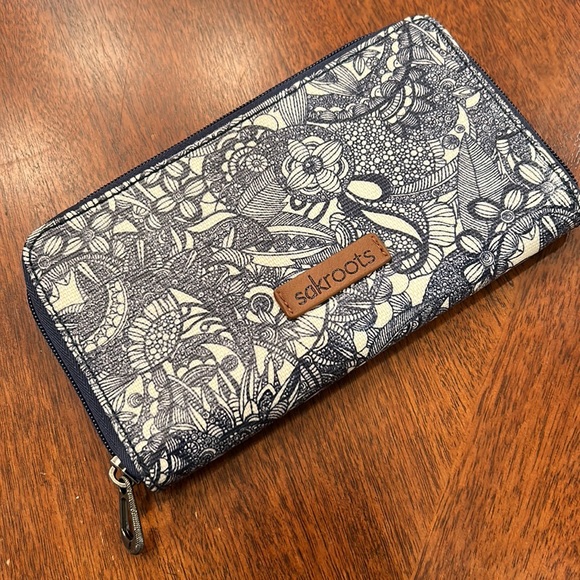 Sakroots | Bags | Sakroots Wallet Navy Spirit Desert Paisley | Poshmark